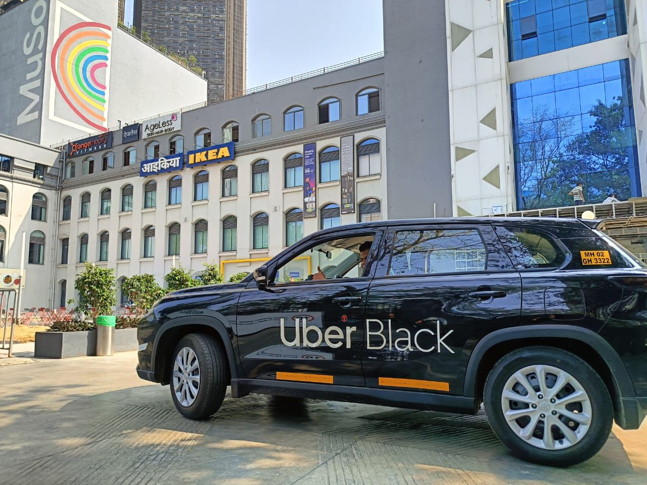 WTi Cabs Becomes India’s Largest Uber Black Fleet Partner | GearFliQ